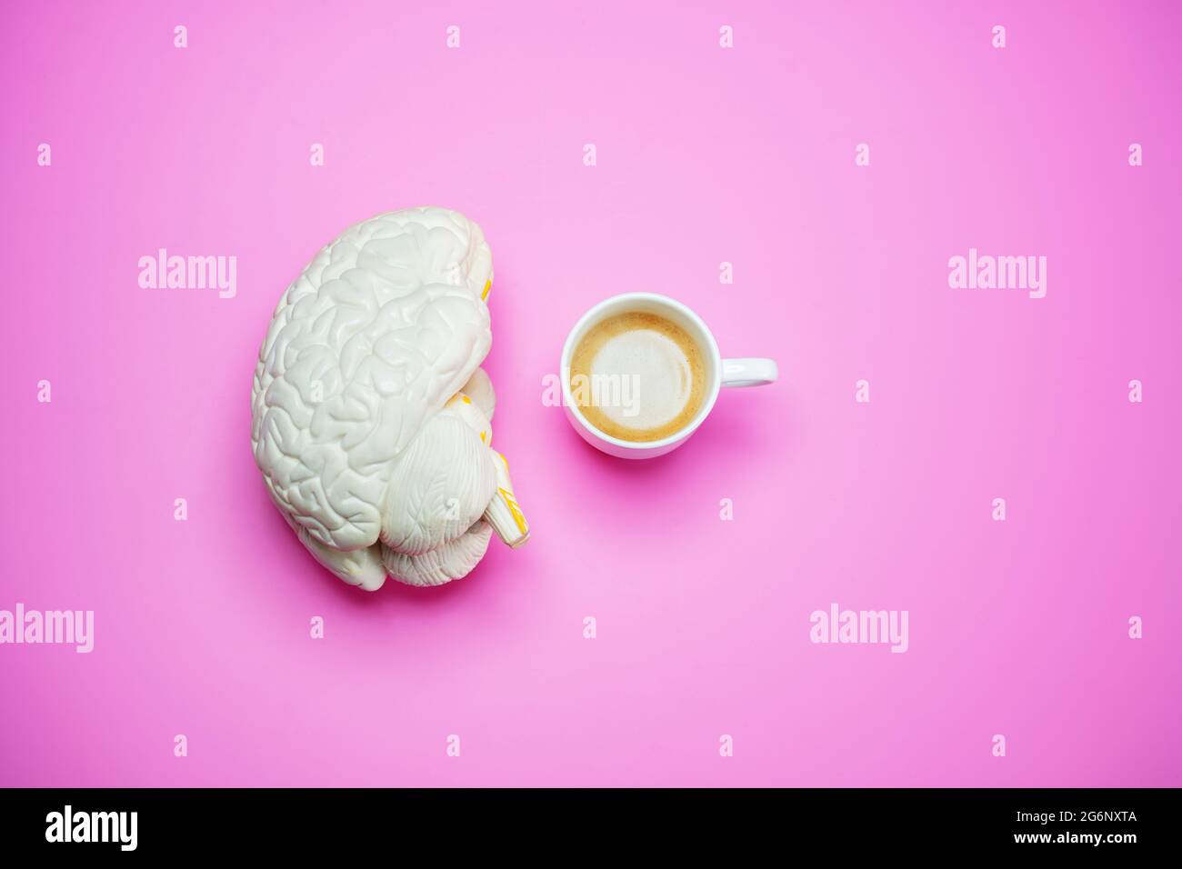 Brain works half power without coffee concept Stock Photo - Alamy