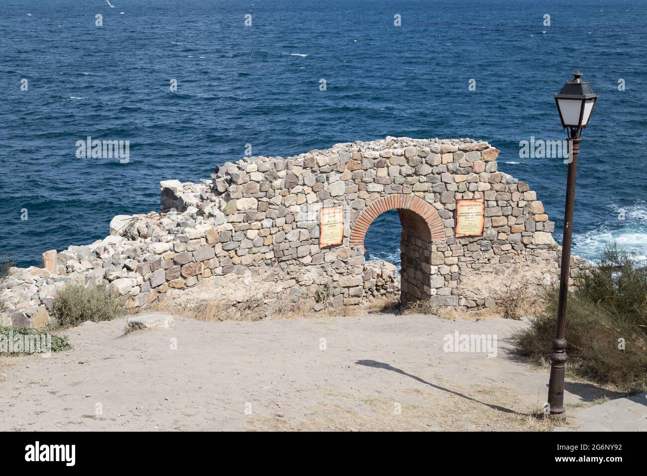 Medieval sea hi-res stock photography and images - Alamy