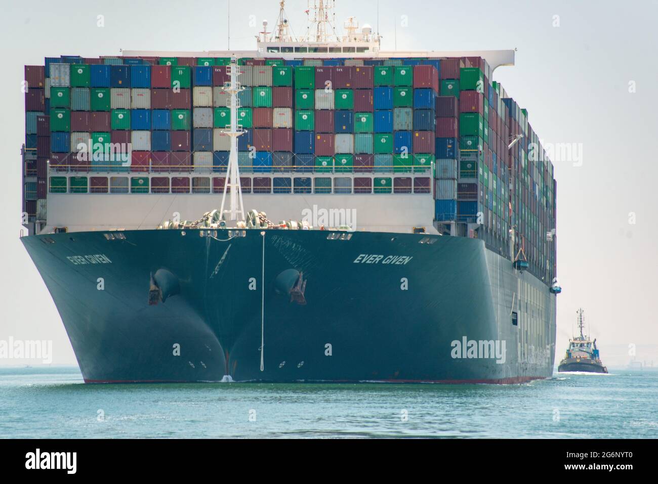 Ever given suez canal hi-res stock photography and images - Alamy