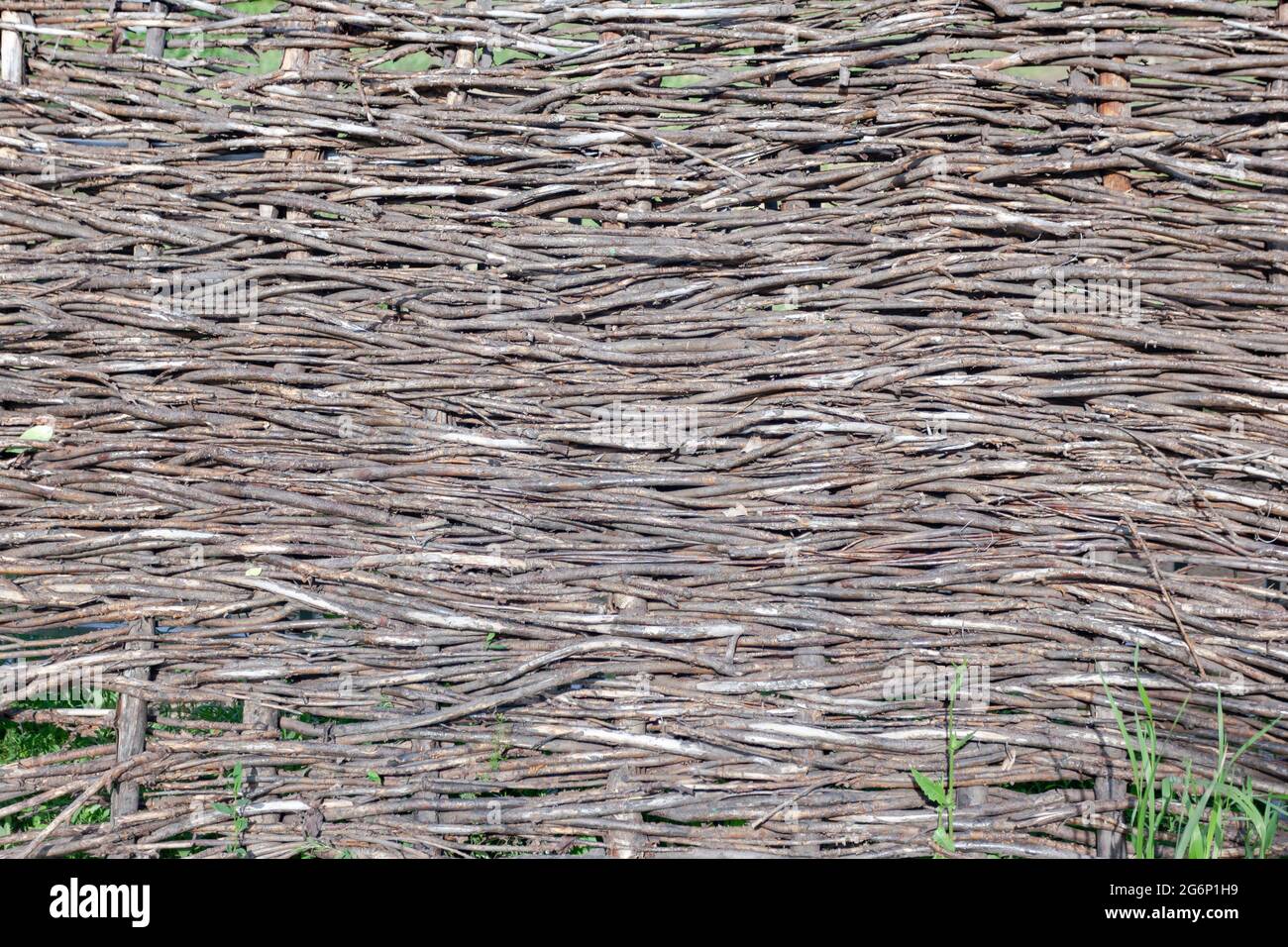 straw fence, dry straw horizontally, background or texture Stock Photo ...