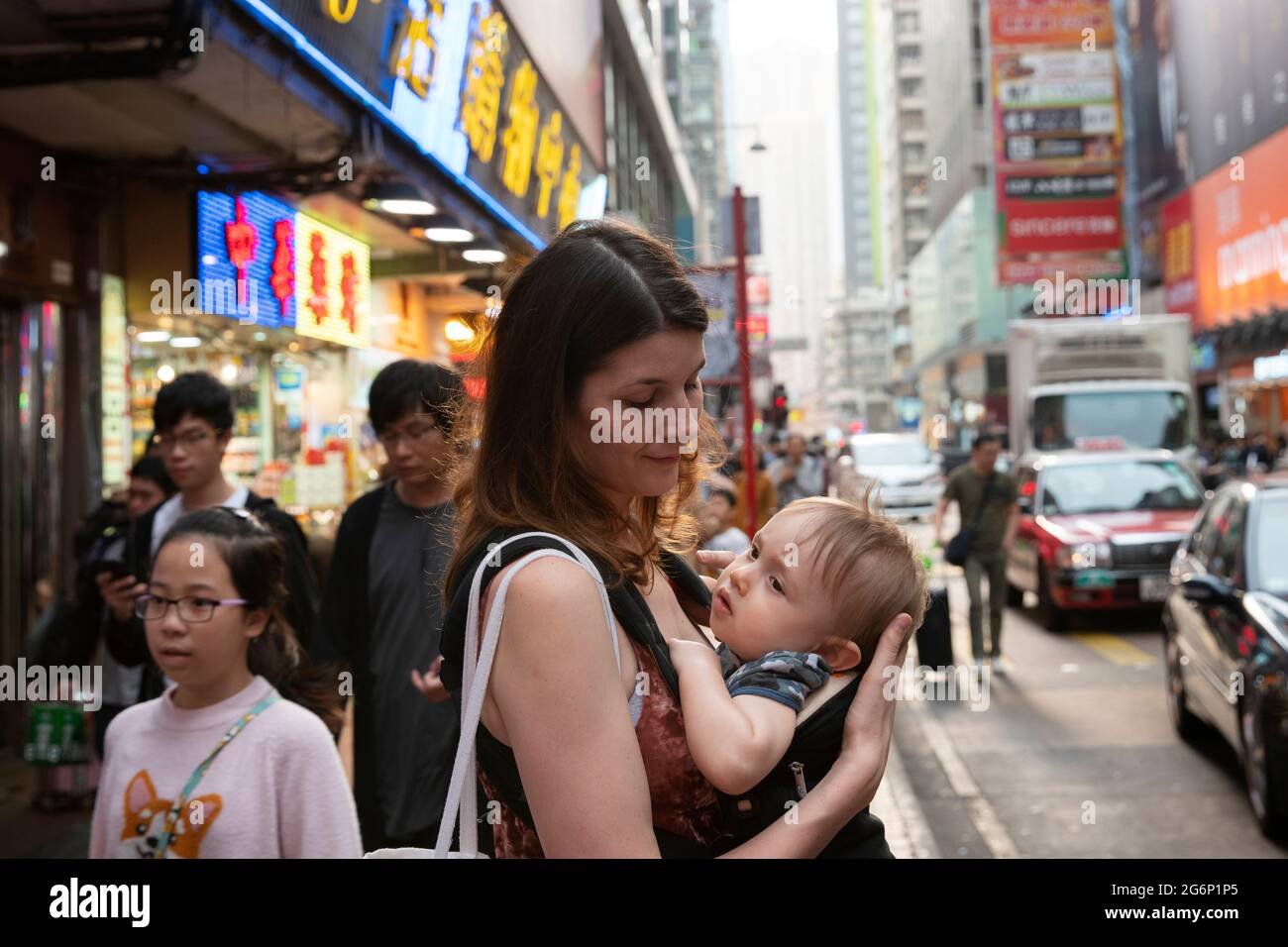 Chinese mother baby hi-res stock photography and images - Alamy