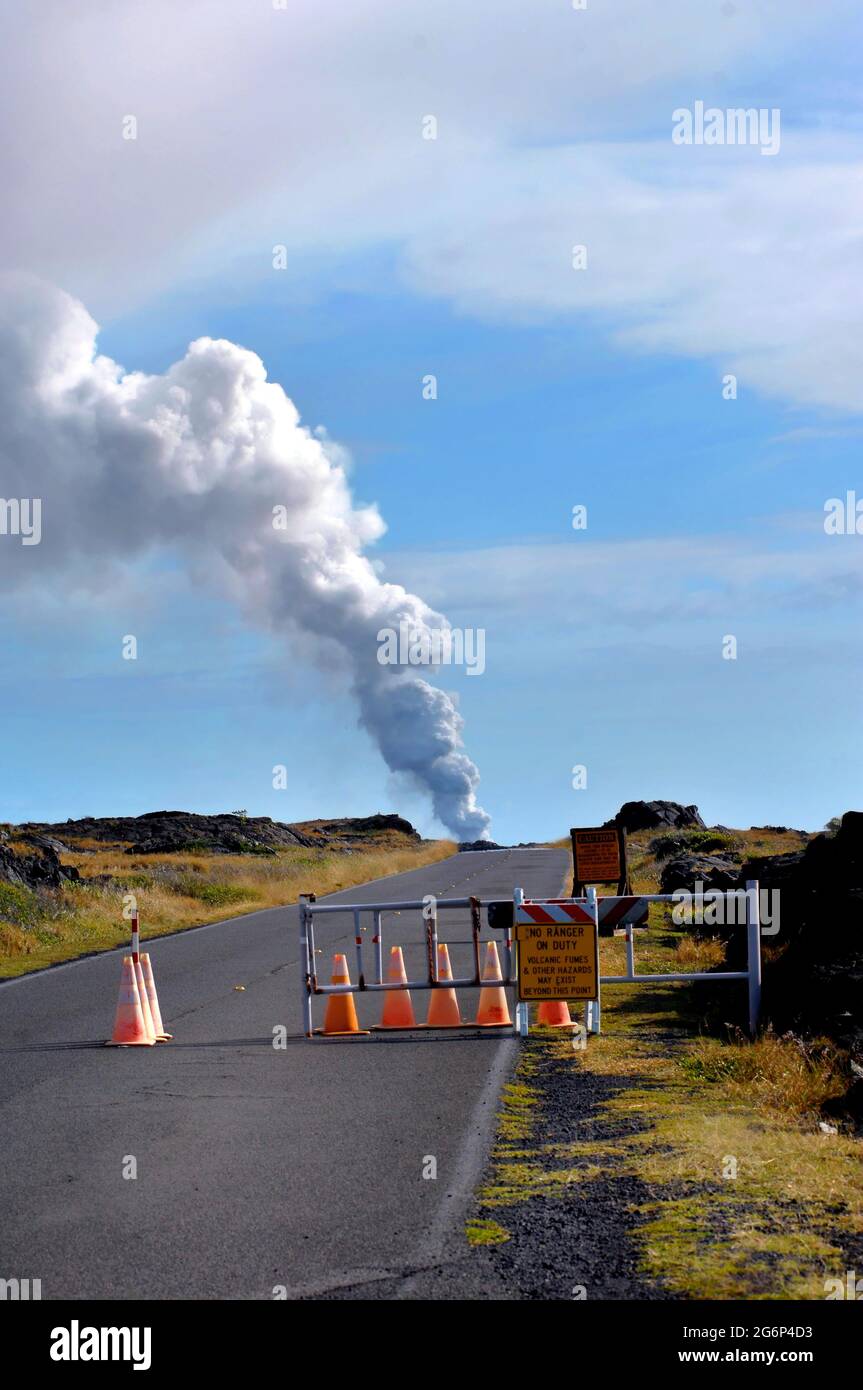 Sign warns visitors to the Hawaii Volcanoes National Park to stay ...