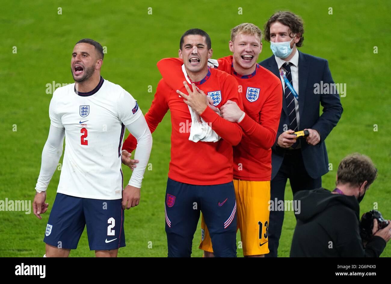 England's Kyle Walker, Conor Coady, goalkeeper Aaron Ramsdale and team ...