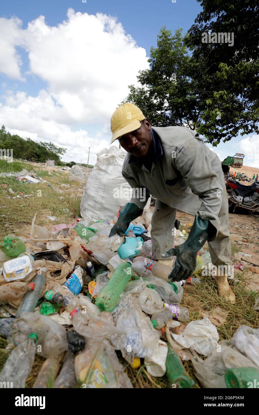 alagoinhas, bahia, brazil - may 2, 2019: people are seen rummaging ...