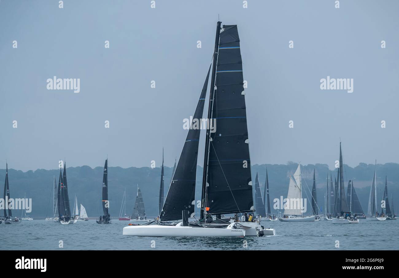 Trimaran racing yacht hi-res stock photography and images - Alamy