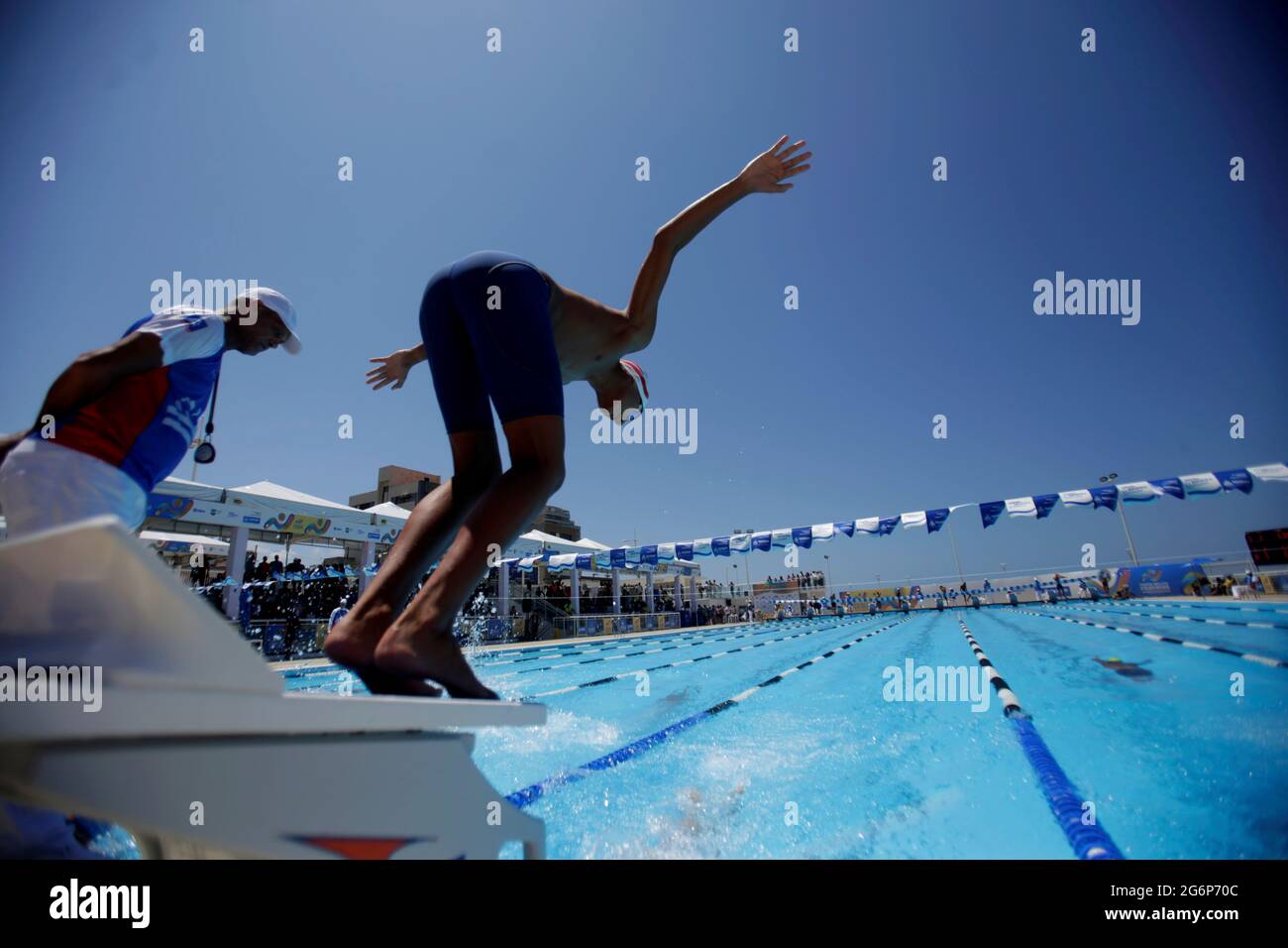 salvador, bahia, brazil - september 13, 2019: Swimmers are seen in a ...