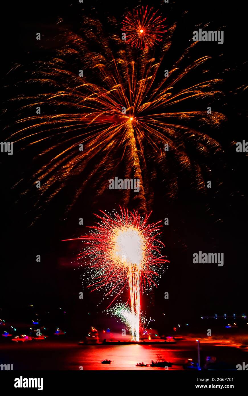 Fourth beach hi-res stock photography and images - Alamy