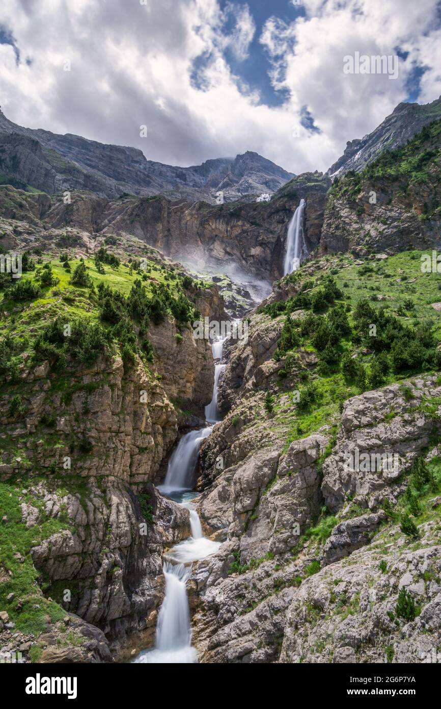 Cascada del cinca hi-res stock photography and images - Alamy