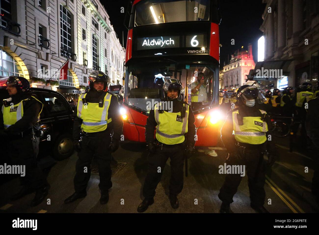 London, England, UK. 7th July, 2021. England fans swarm central London ...