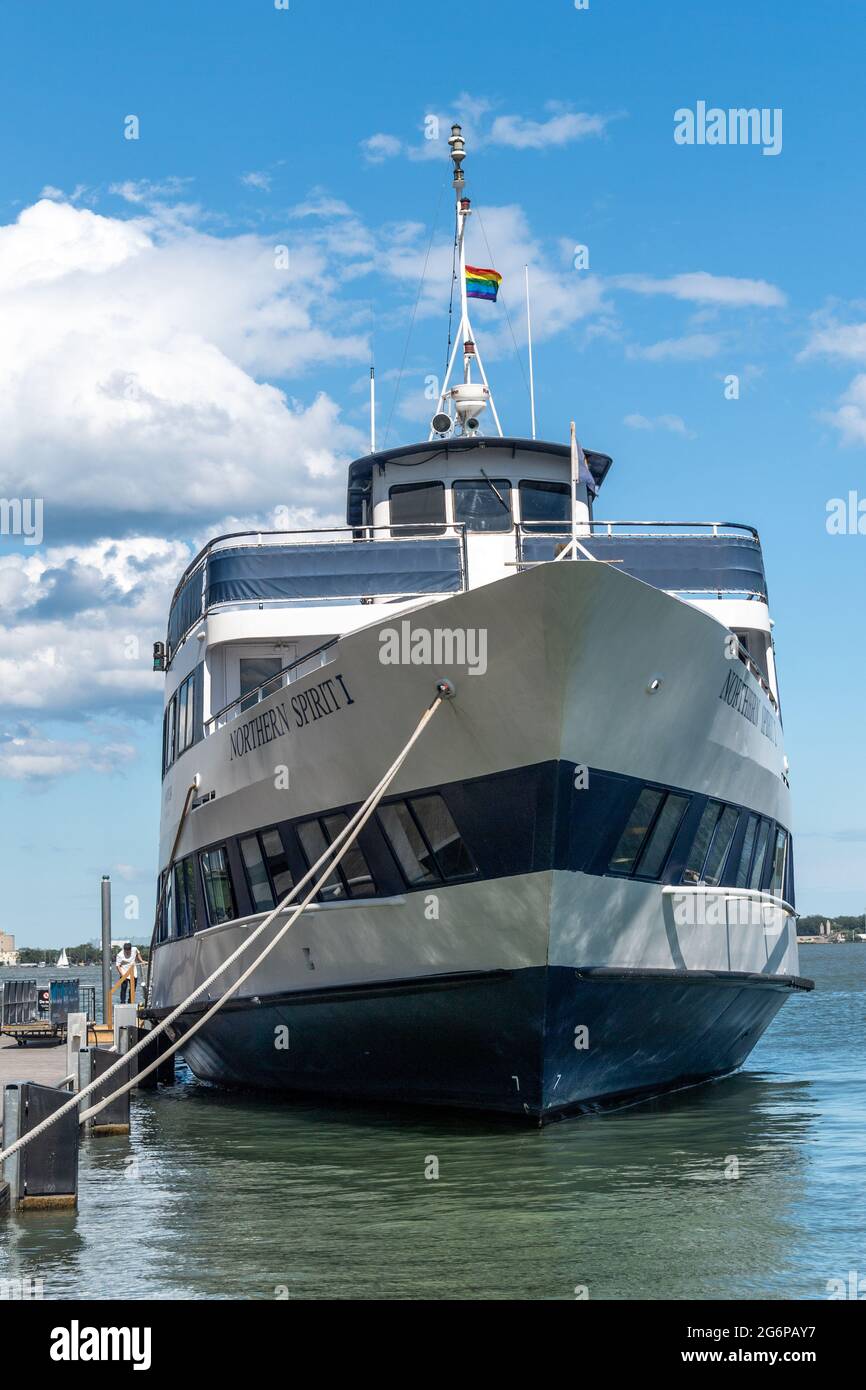 Northern Spirit I, cruise ship in the waterfront district, Toronto ...