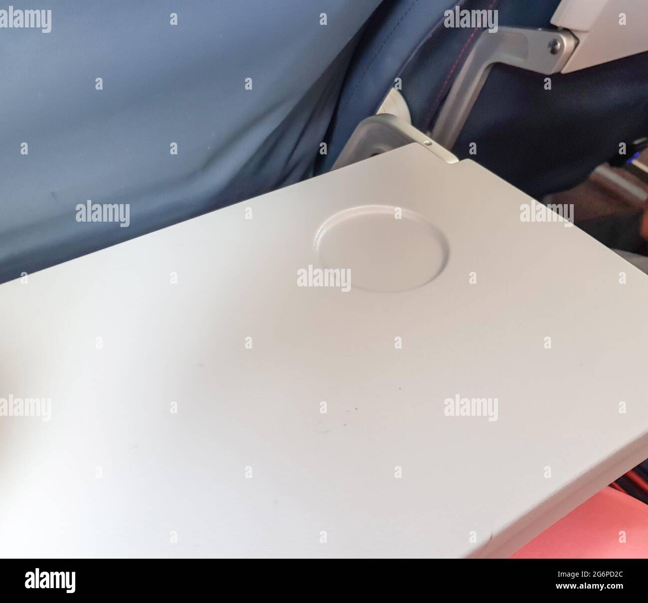 A tray table plane hi-res stock photography and images - Alamy