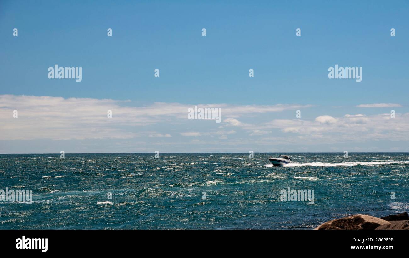 A Sunny day in Gold coast, QLD, Australia Stock Photo - Alamy