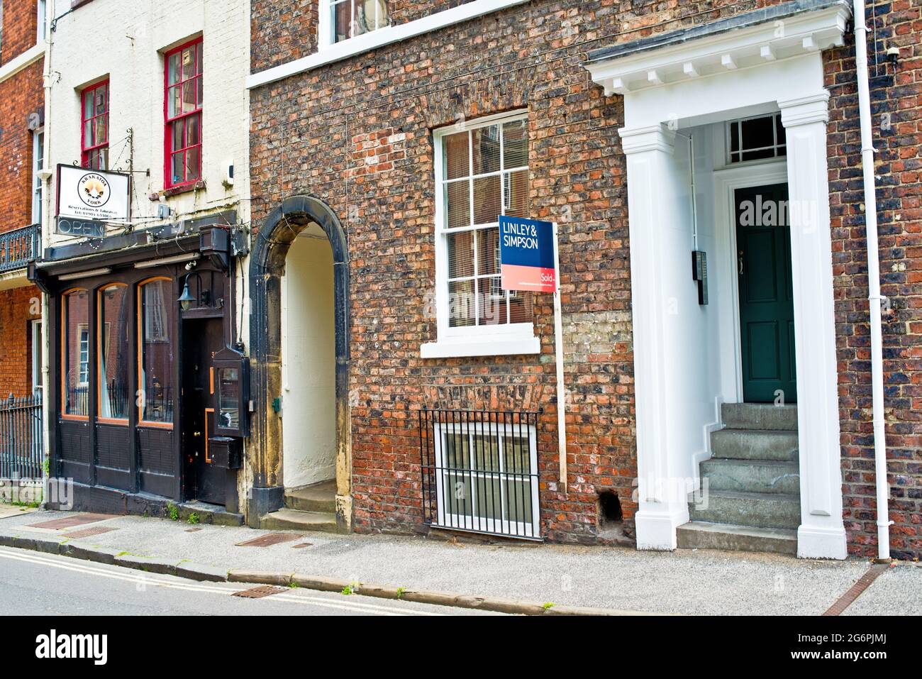 Tanners row hi-res stock photography and images - Alamy