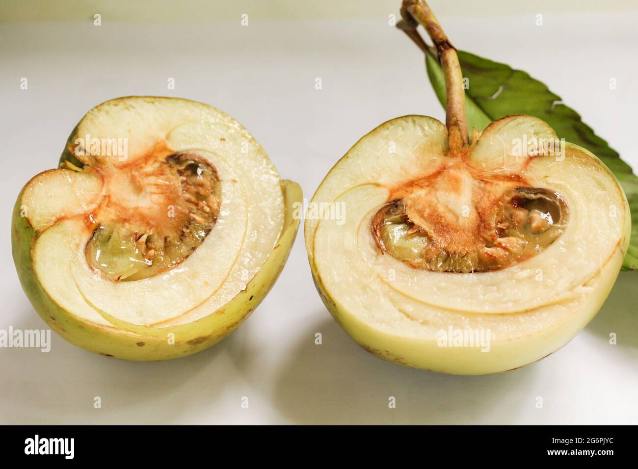 Chalta fruit hi-res stock photography and images - Alamy