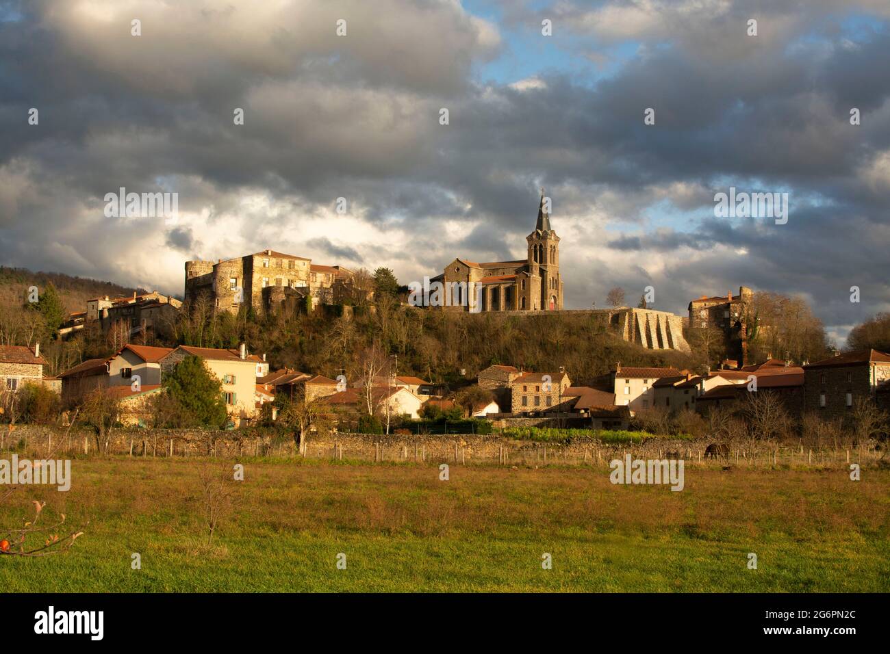 Village de lamothe hi-res stock photography and images - Alamy
