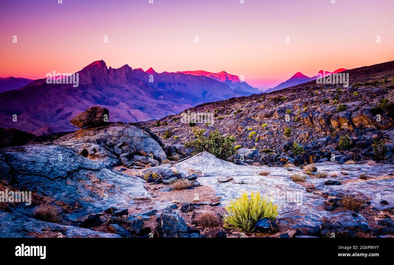 Wadi ghul not oasis hi-res stock photography and images - Alamy