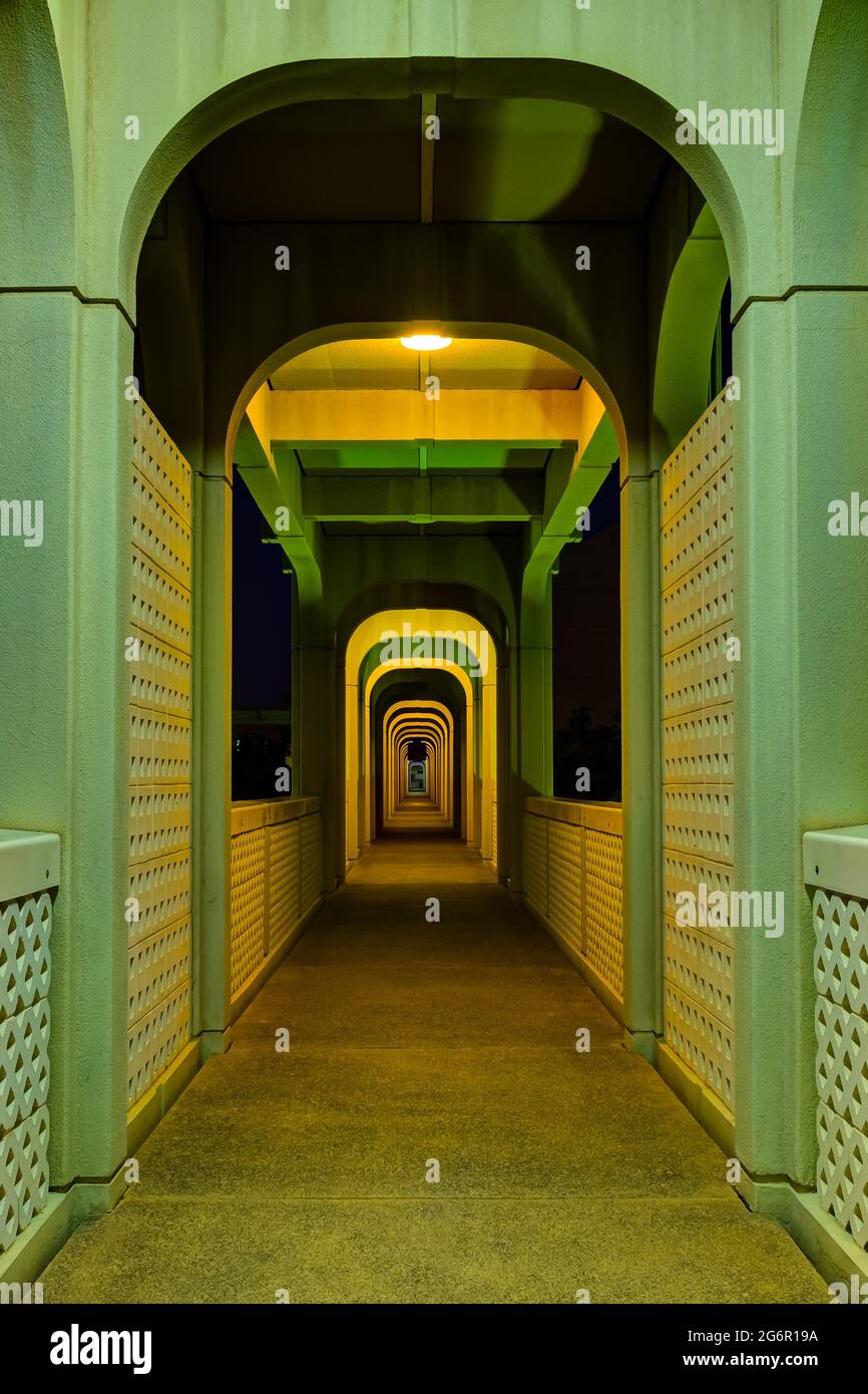 Oman university building hi-res stock photography and images - Alamy