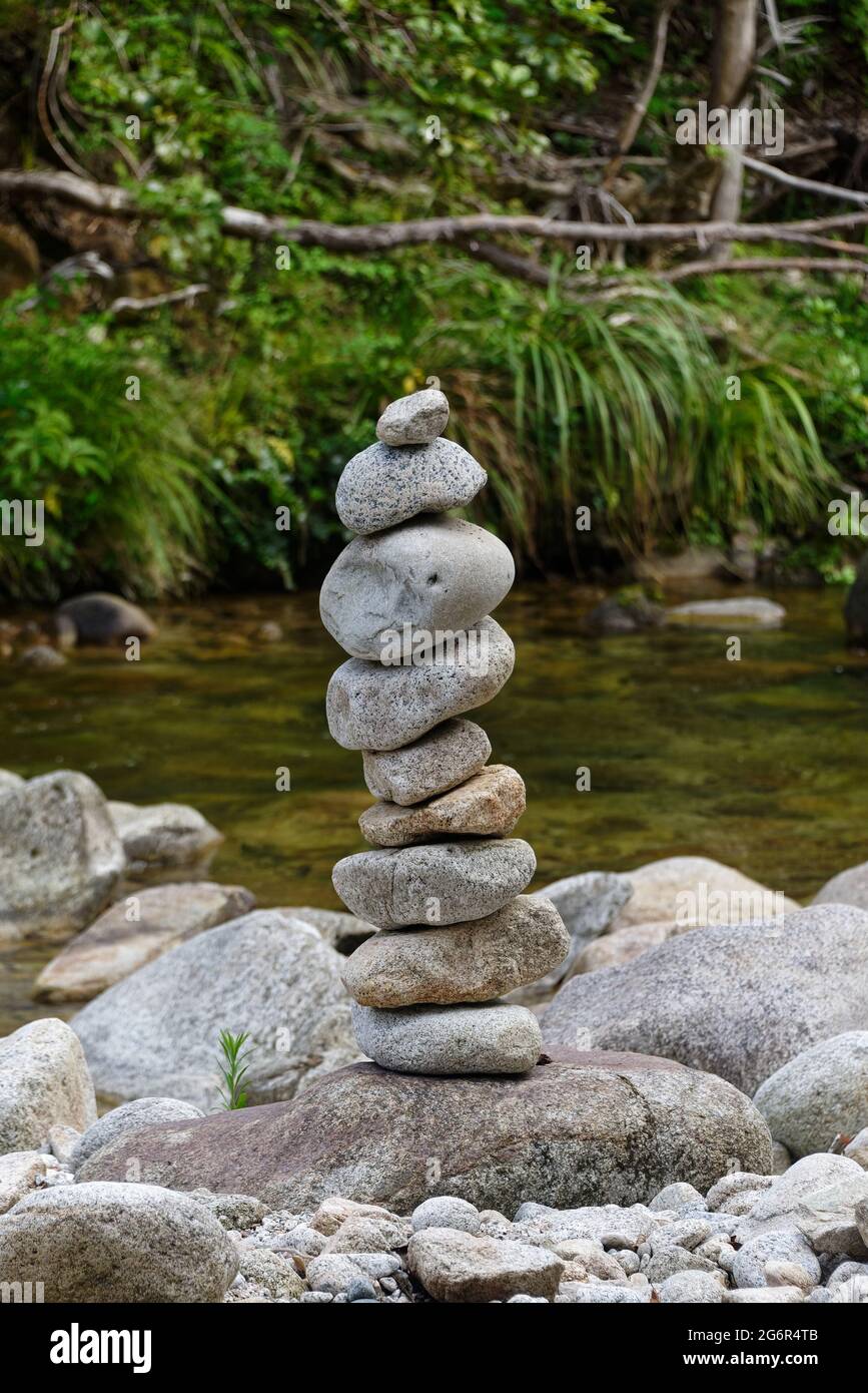 Rock tower in nature hi-res stock photography and images - Alamy