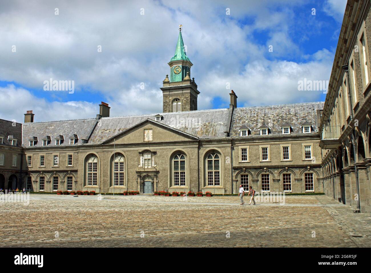 Modern architecture dublin hi-res stock photography and images - Alamy
