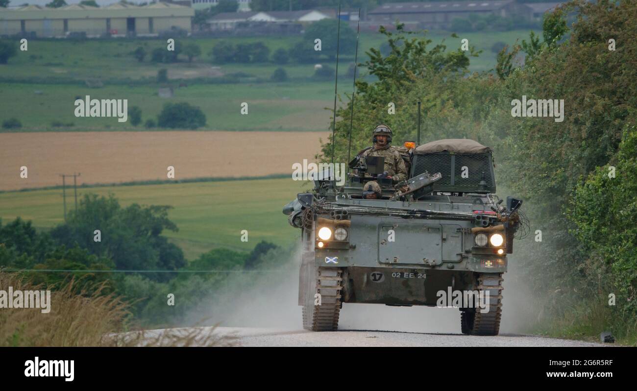 Uk army personnel hi-res stock photography and images - Alamy