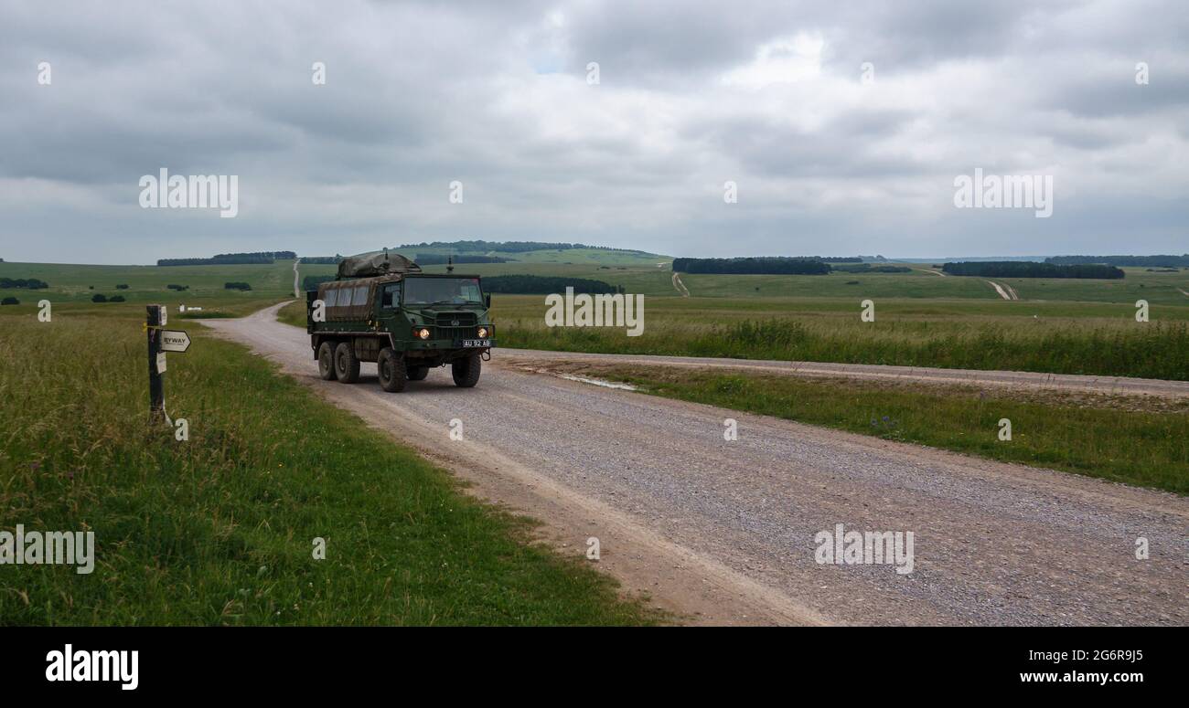 A British army Steyr-Daimler-Puch - BAE Systems Pinzgauer high-mobility ...