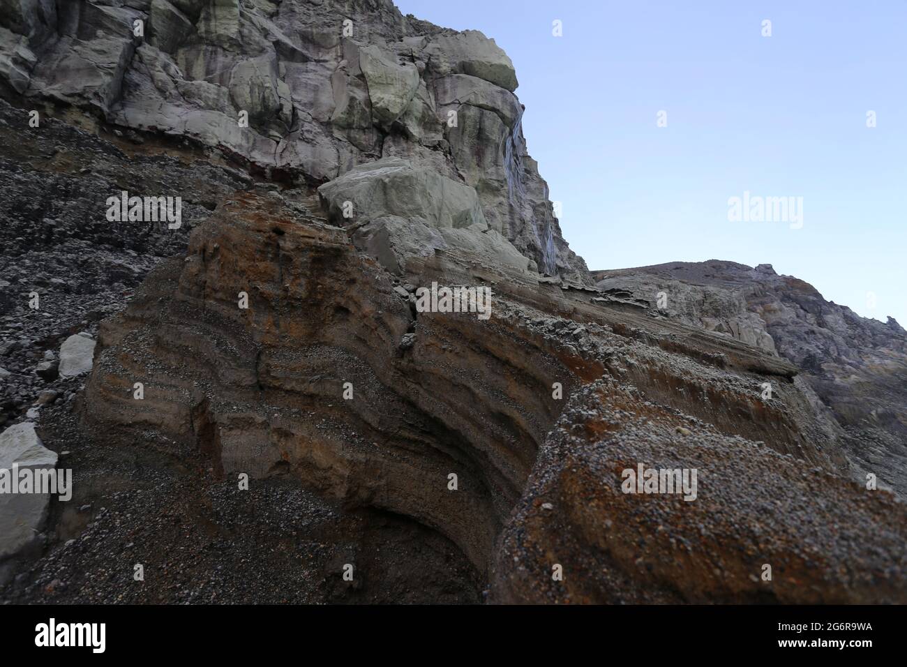Volcano blue flame hi-res stock photography and images - Alamy