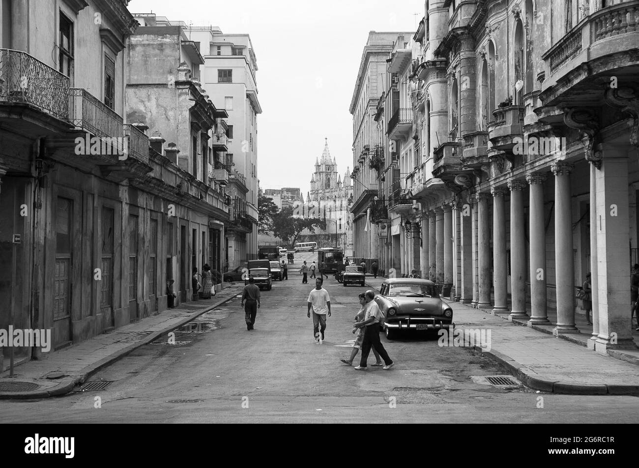Street scene in Havana, Cuba Stock Photo - Alamy