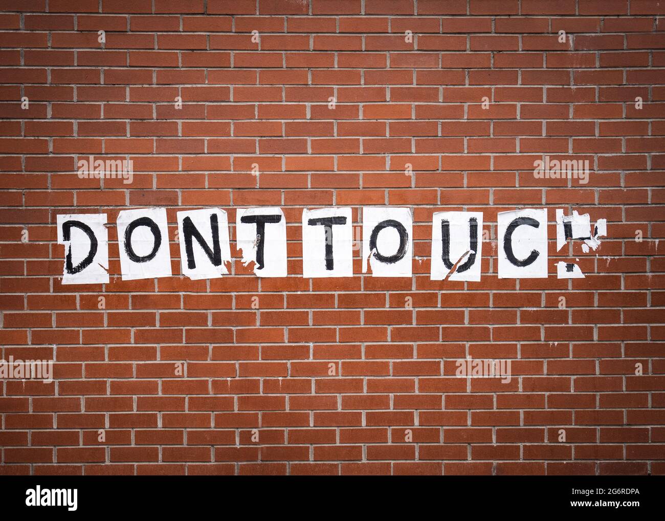 Dont touch sign hi-res stock photography and images - Alamy