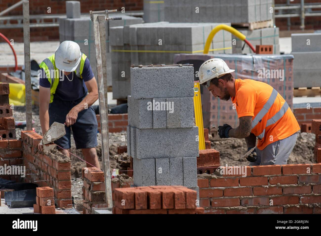 Stages of construction; Farington Mews large housing development Matrix ...