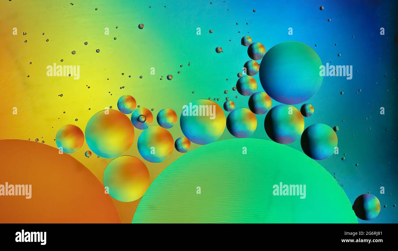 Forming circles hi-res stock photography and images - Alamy