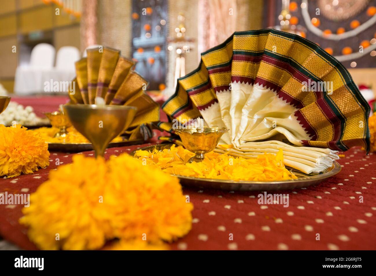 Table decorated for a traditional Hindu wedding ceremony Stock Photo ...