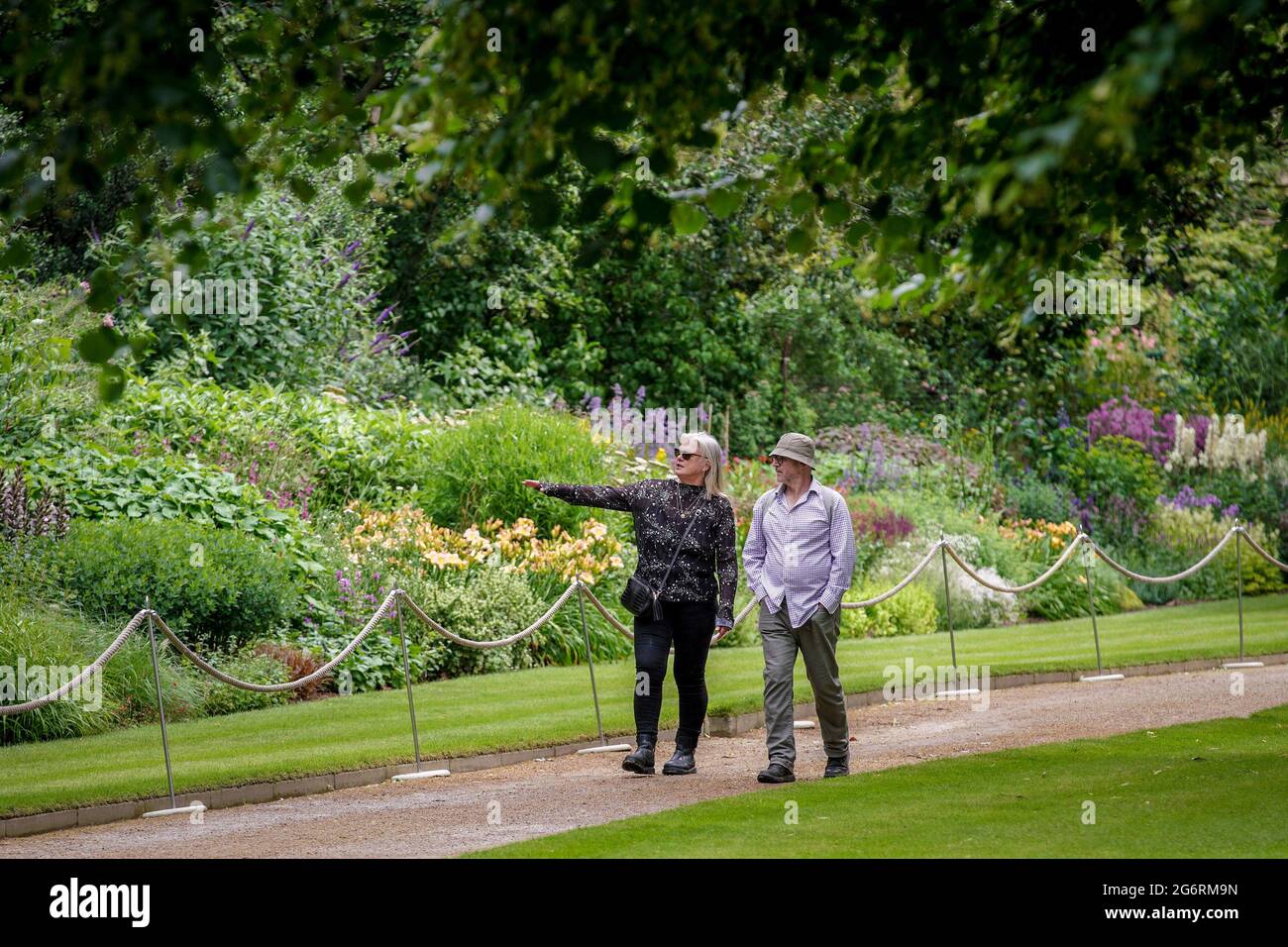 London, UK. 8th July, 2021. The Garden at Buckingham Palace opens for ...