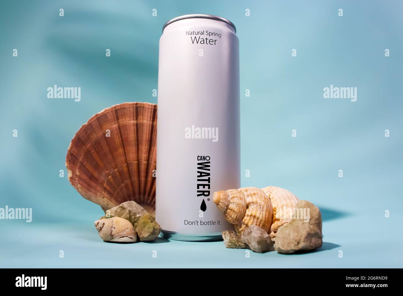 Clean safe drinking water hi-res stock photography and images - Alamy