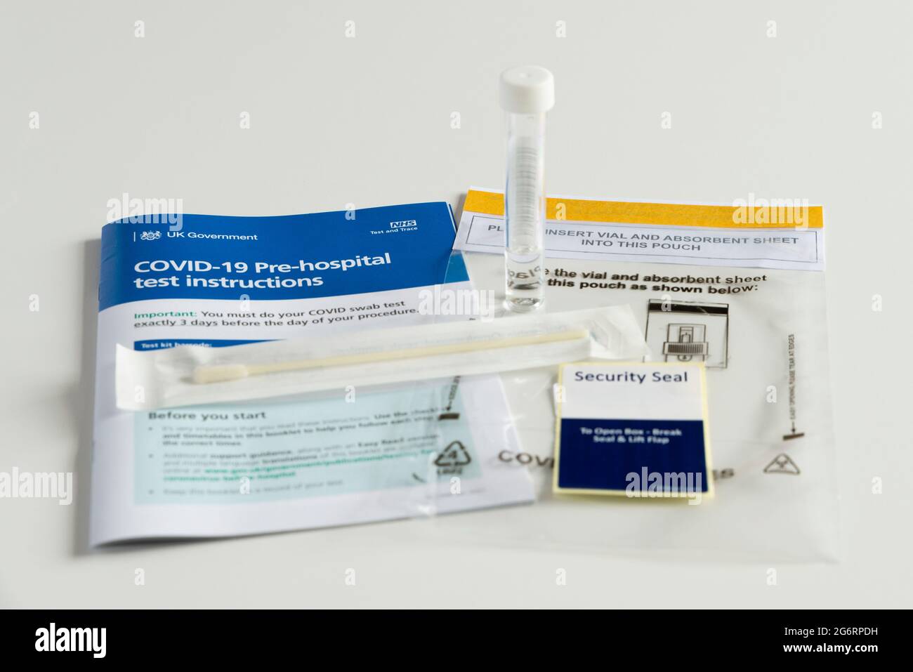 Home pcr test hi-res stock photography and images - Alamy