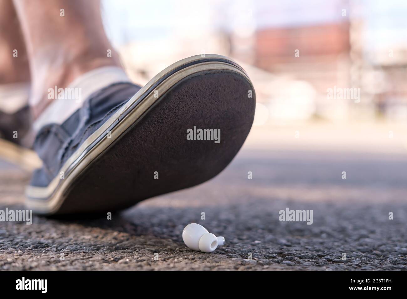 Lost shoes hi-res stock photography and images - Alamy