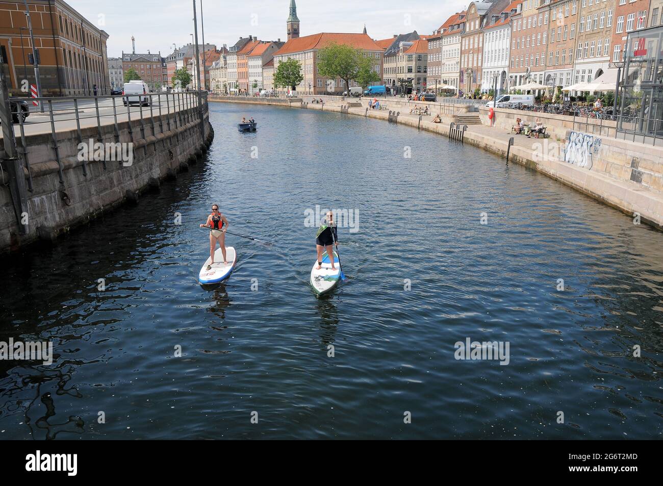 Suring paddle baots hi-res stock photography and images - Alamy