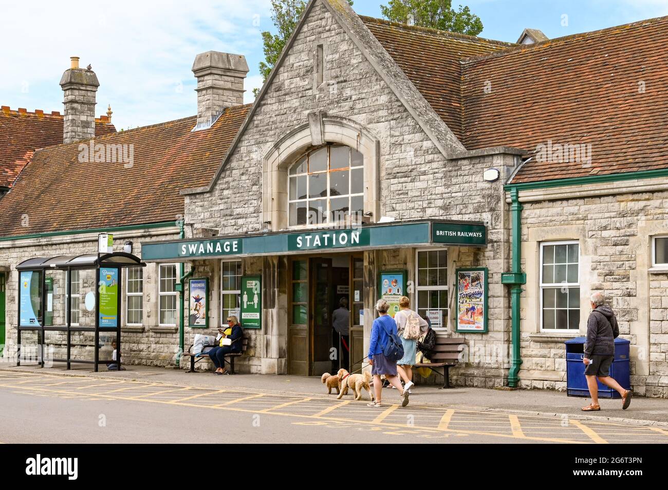 Swanage building hi-res stock photography and images - Alamy
