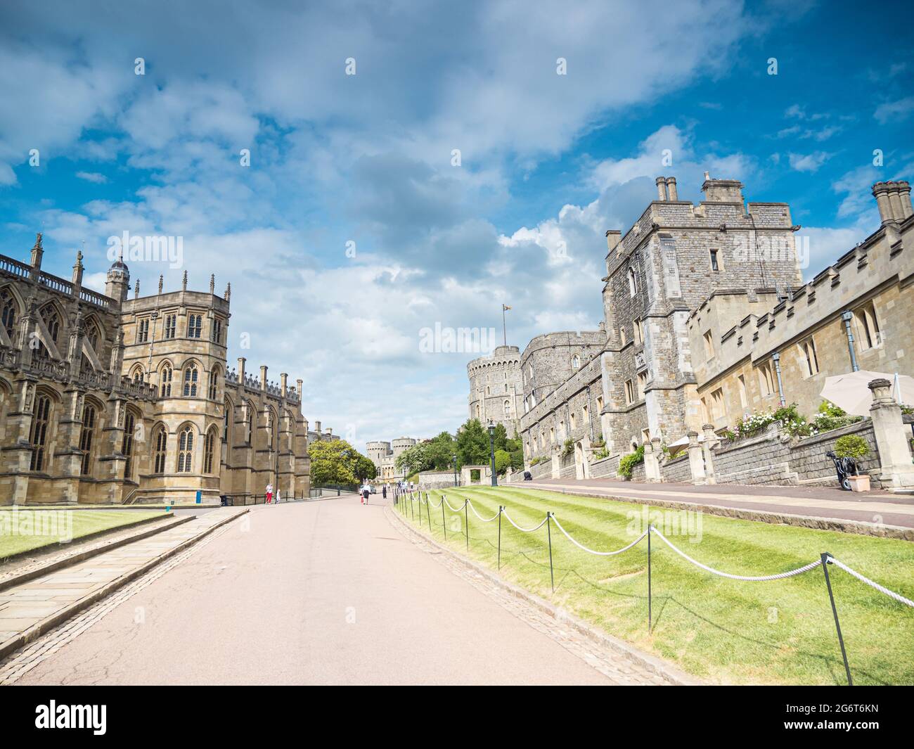 Monarchy Buildings High Resolution Stock Photography and Images - Alamy