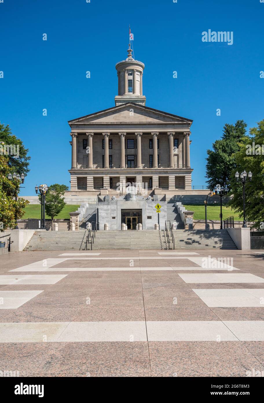 Steps leading up to the Tennessee state capitol building in Nashville ...