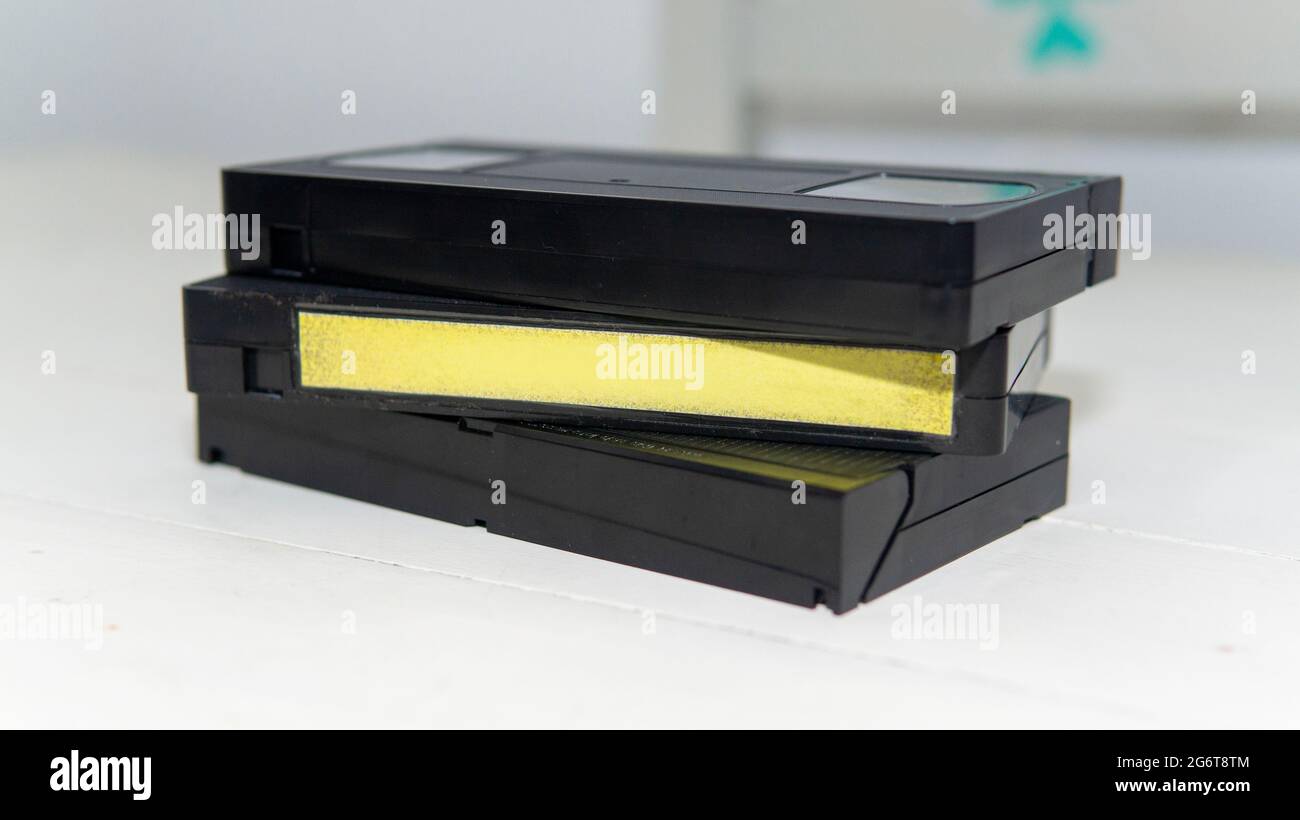 Vhs tapes hi-res stock photography and images - Alamy