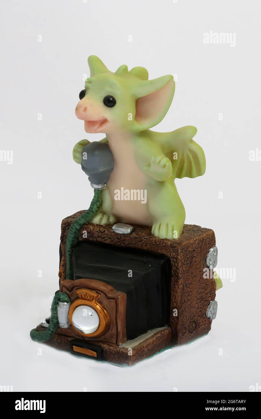 Collectable theme based on photographers and photographers. Dragon on ...