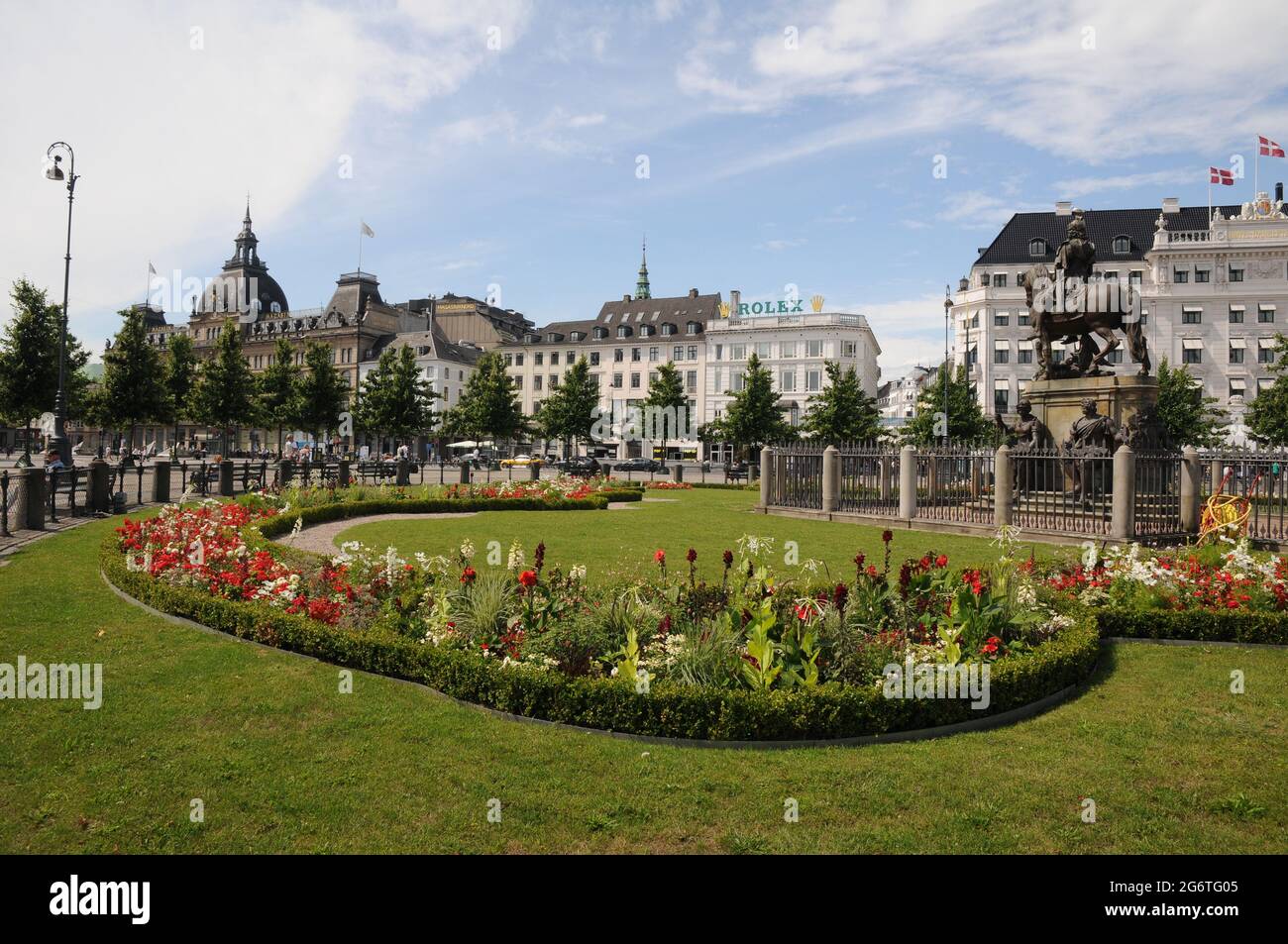 Copenhagen, Denmark. 08 July 2021, People enjoy sun shine and summeer ...