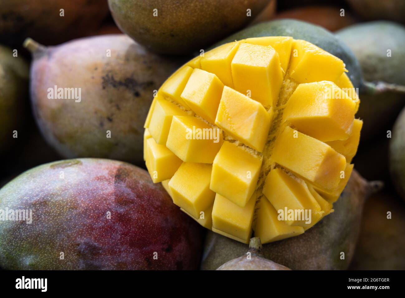 Mangos sweet hi-res stock photography and images - Alamy
