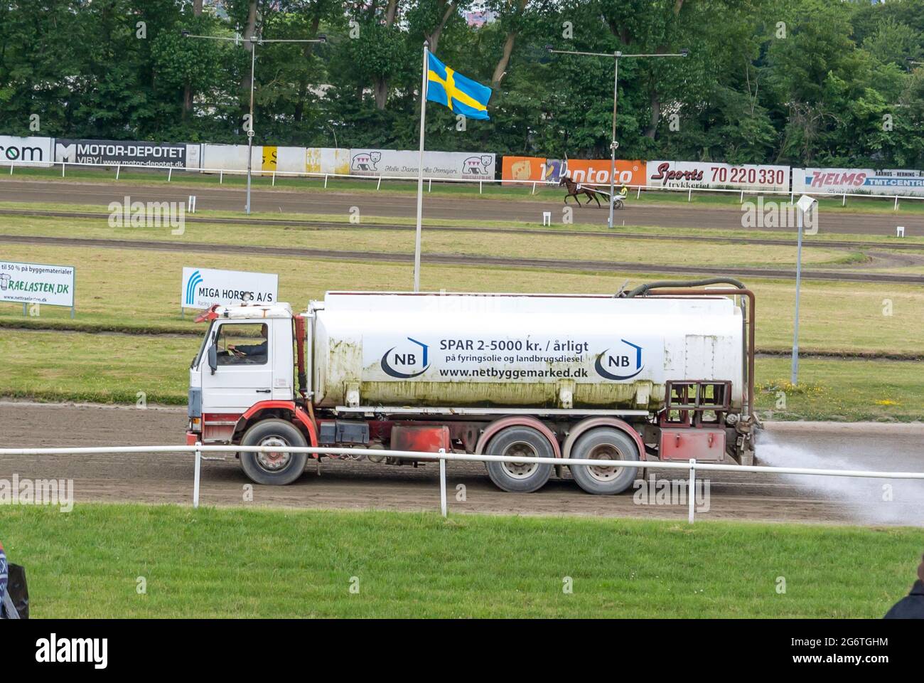 Trotting track hi-res stock photography and images - Alamy