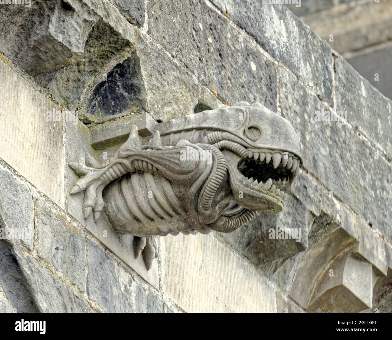 Gargoyle alien hi-res stock photography and images - Alamy