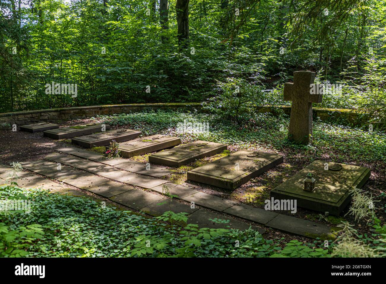 Forest graveyard germany hi-res stock photography and images - Alamy