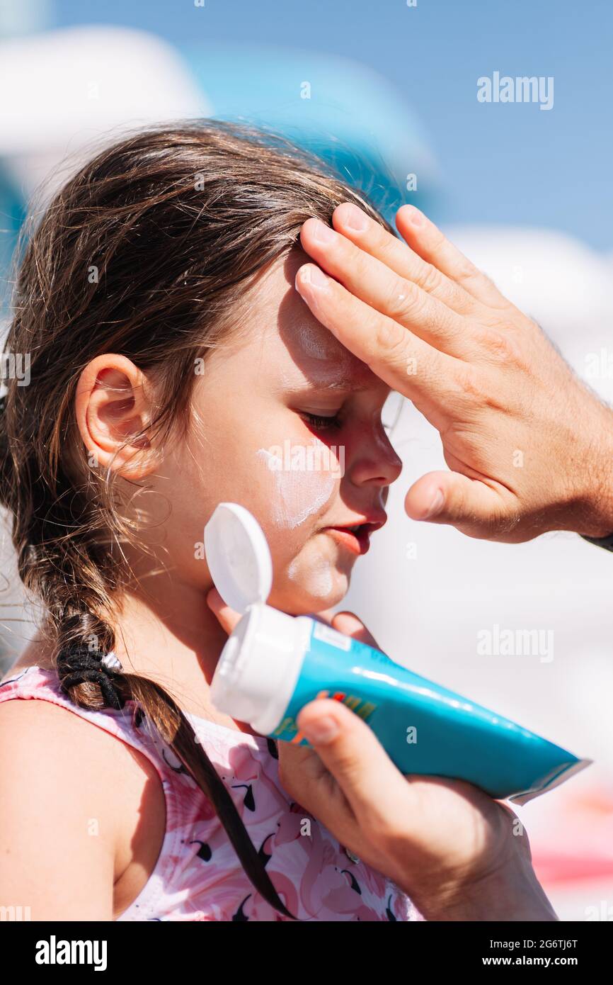 Child skin creme hi-res stock photography and images - Alamy