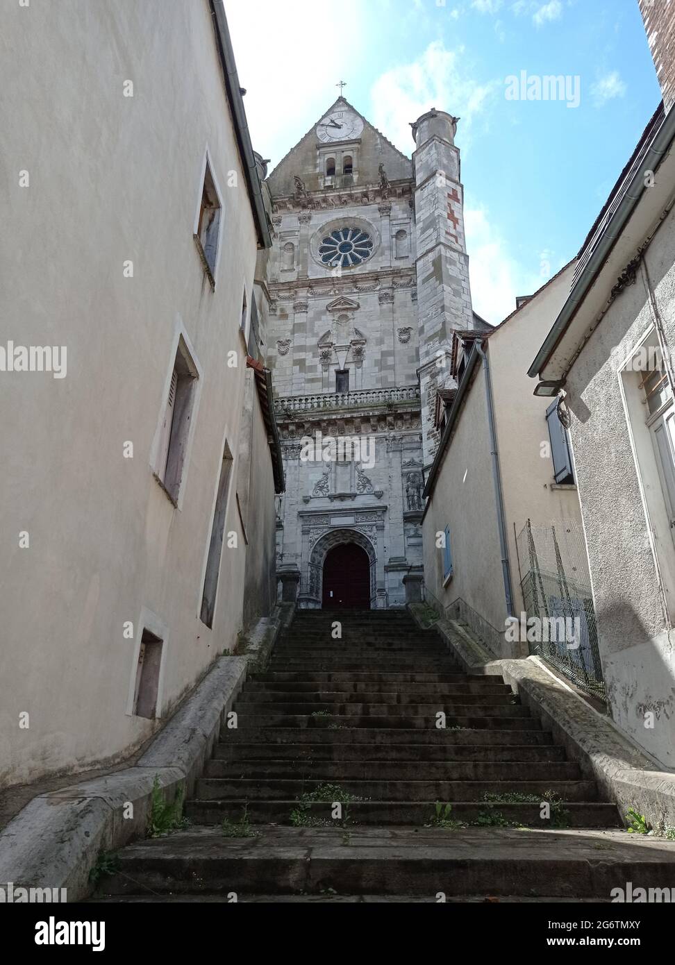 Église de Saint Florentin, Yonne, France Stock Photo - Alamy
