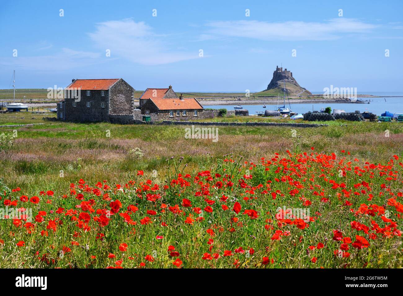 Lindisfarne Castle, Holy Island, Northumberland, England, UK Stock ...