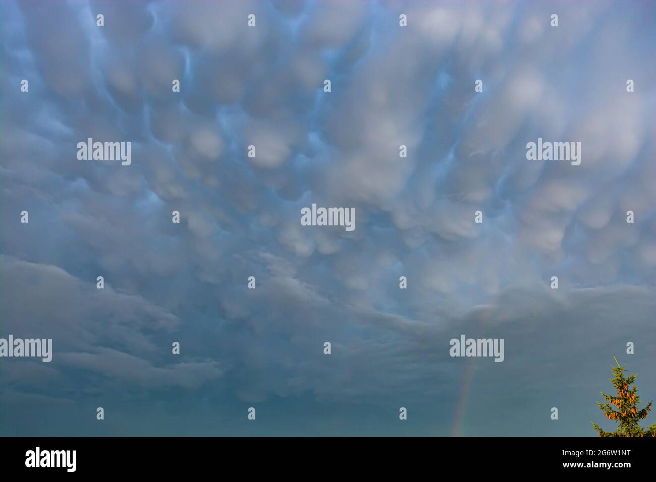 Cumulonimbus Mamma High Resolution Stock Photography and Images - Alamy